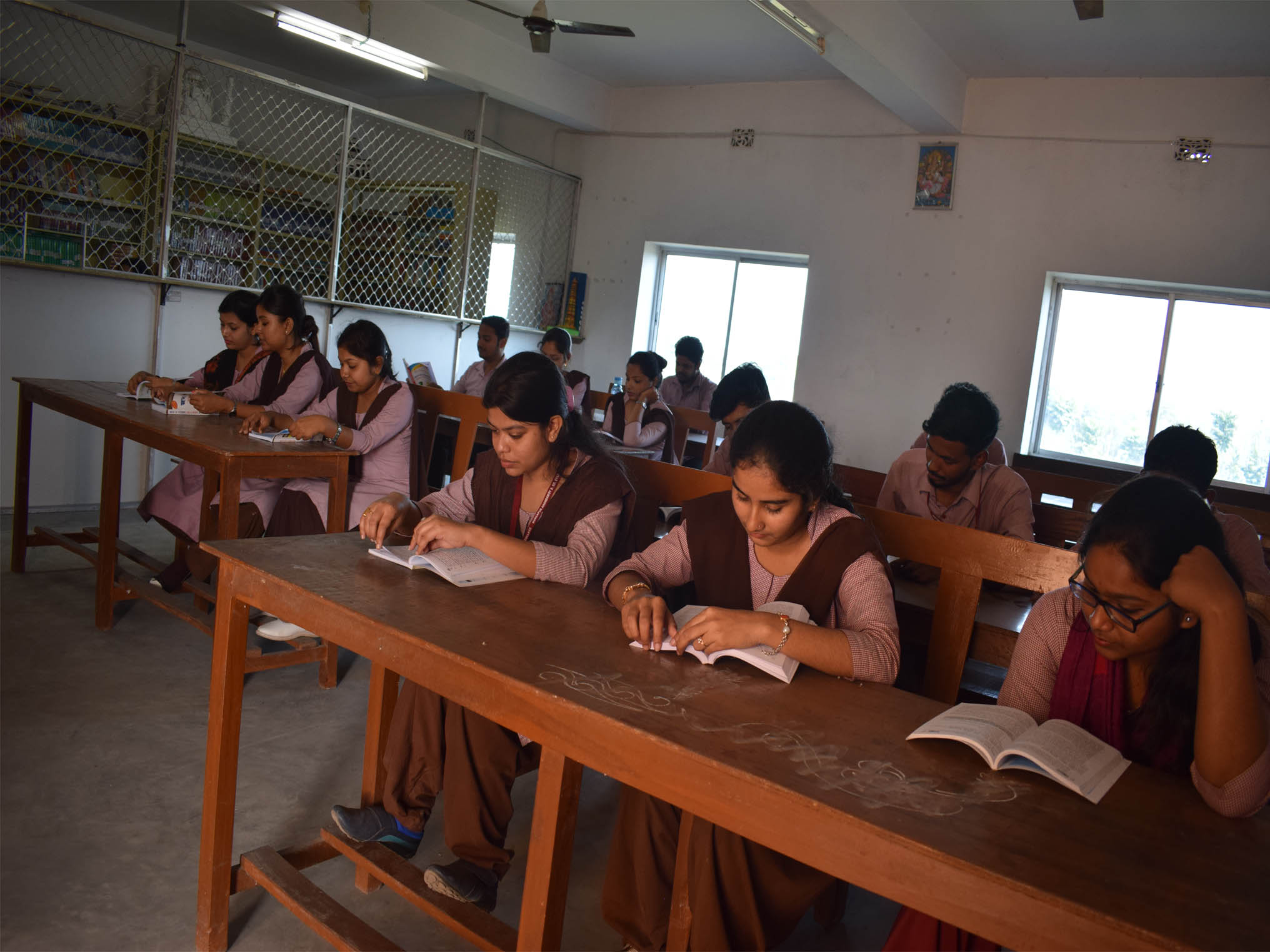 Library – Durgapur Anandamoy B.Ed College